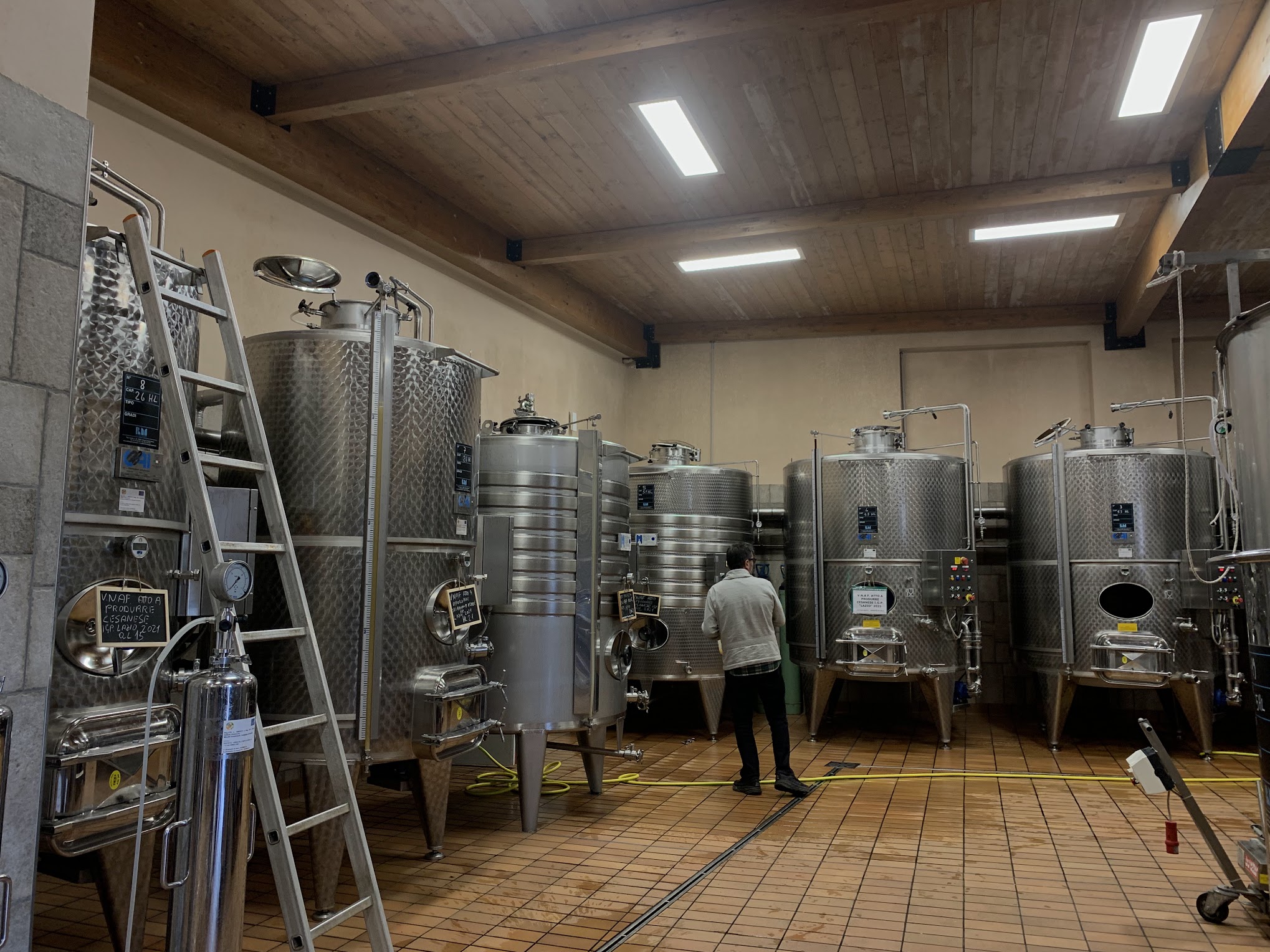 metal-wine – Drexel Education Abroad